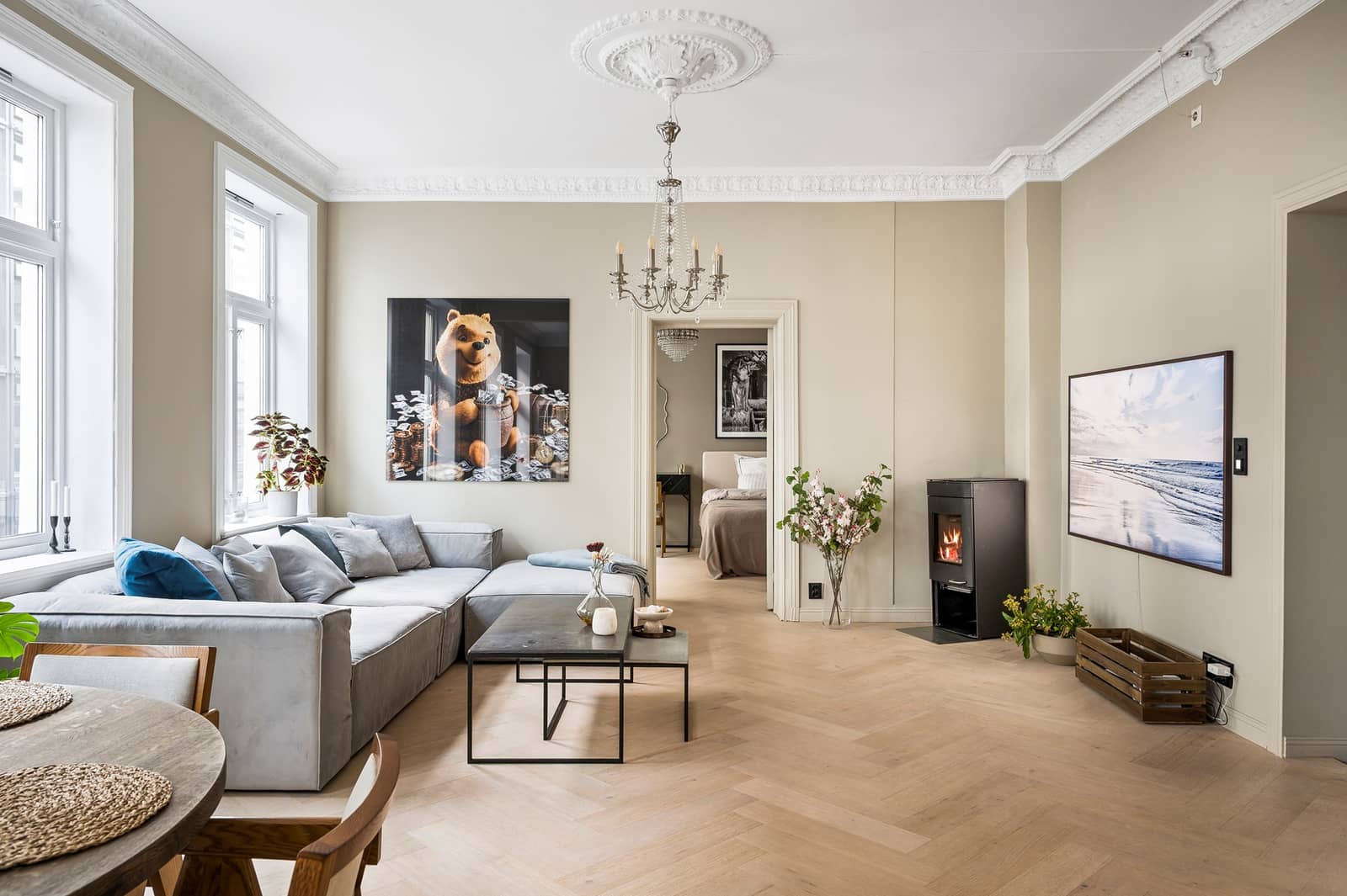 What's the typical ceiling height in modern and historical housing in ...